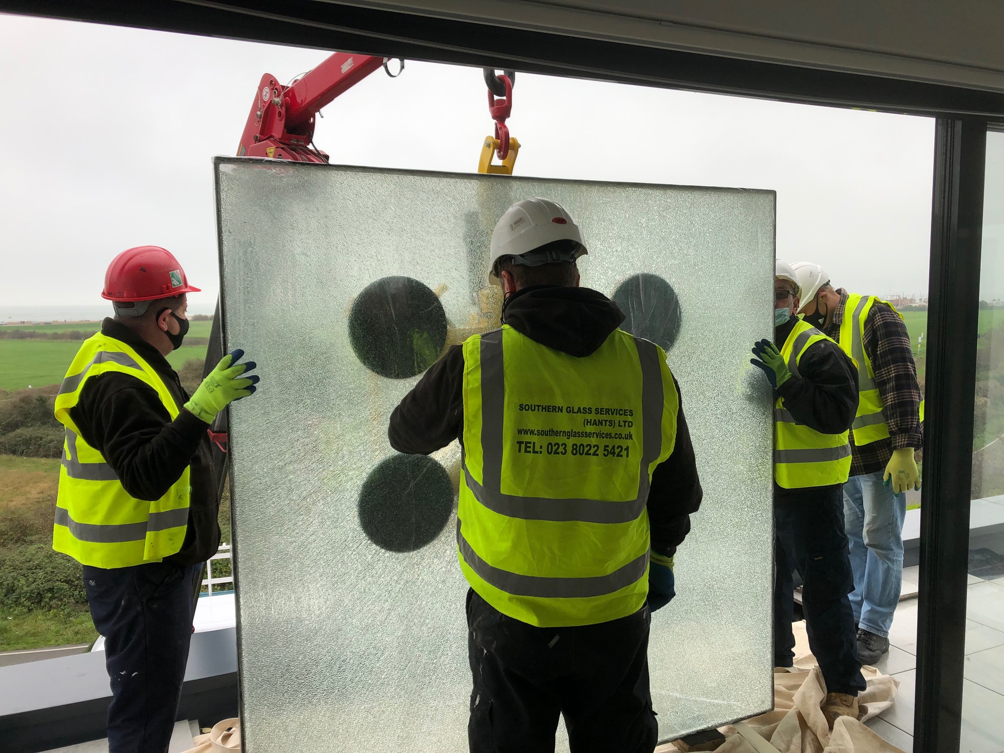 Southern Glass Services High Level & Heavy Guage Glass Replacements